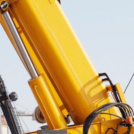 Lubrizol 5703 Versatile zinc-based antiwear hydraulic additive package